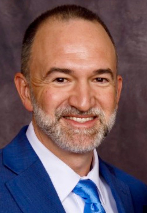 Isaac Lake Bio | Stories From Hilton